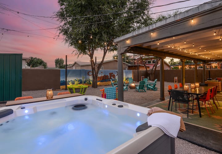 4br Fam. Retreat | Hot Tub, Firepit + River Trail - Santa Fe