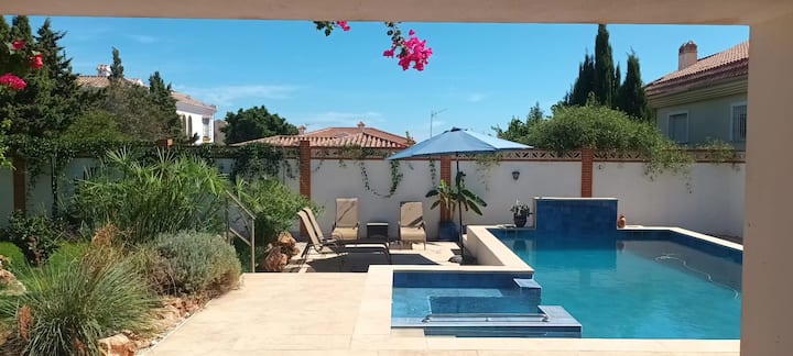 4 Bedroom Villa In Arroyo - Benalmádena