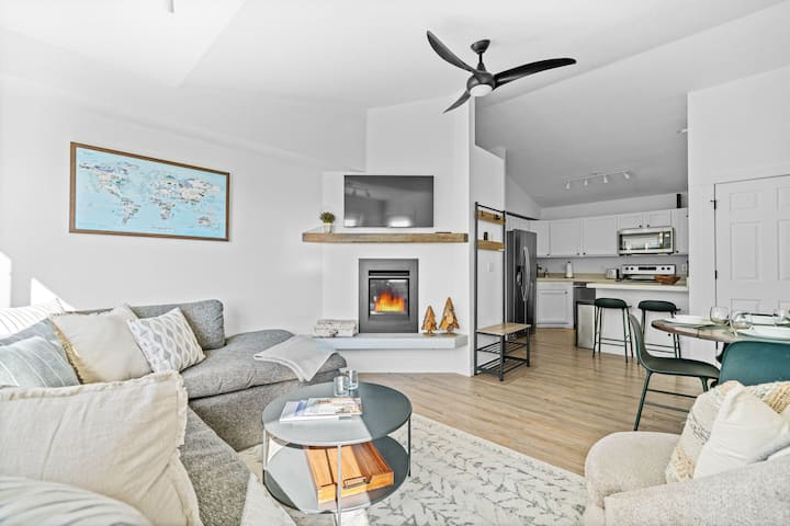 Ski-in Condo, Steps To Shuttle, Sleeps 4 - Big Sky, MT