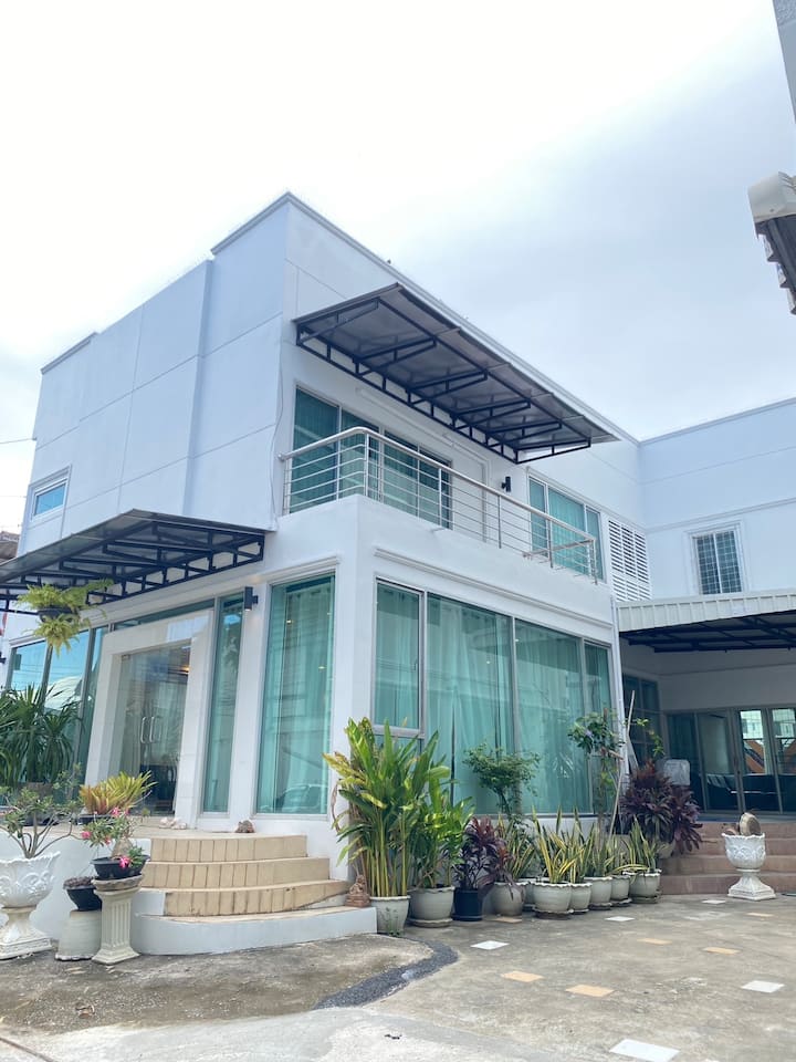 Cozy Stay • Best Location - Samran