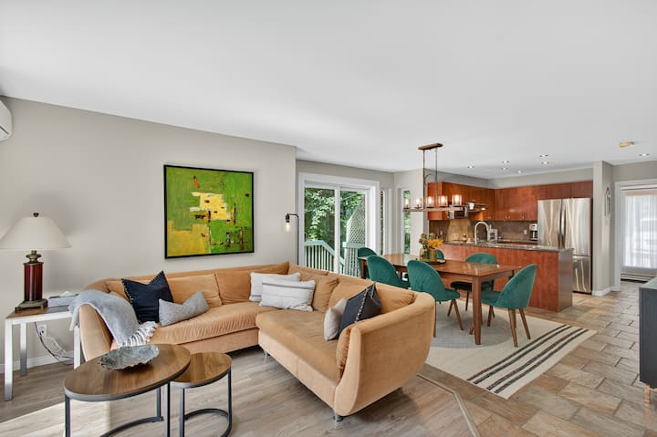 Welcoming Home On La Bete Golf - Mont-Tremblant