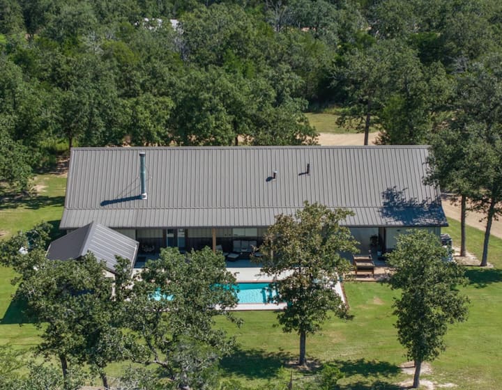 Coolhouz 6 Mi From Round Top, Tx - Round Top, TX
