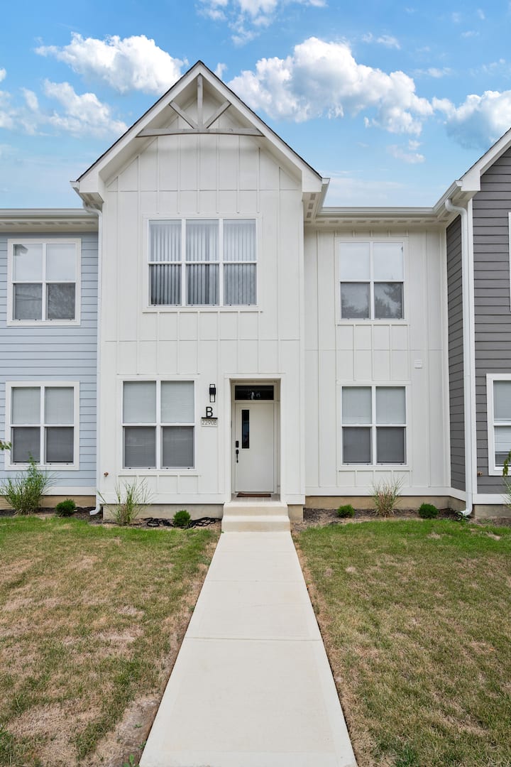Townhouse In Kokomo - Kokomo, IN