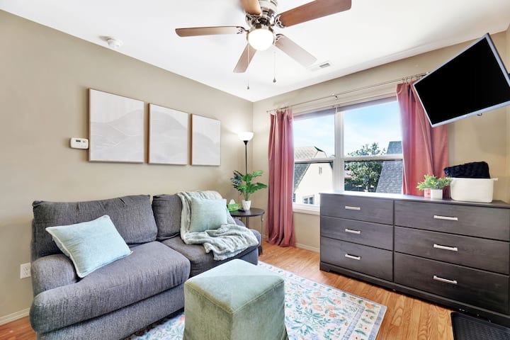 *New*the Orchard Loft~cozy 1 Bd! - Wichita, KS