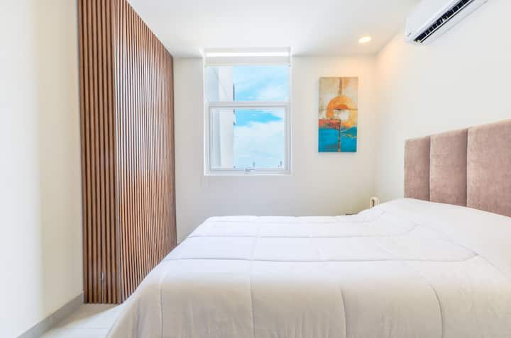 ¡Cerca De Fundidora! 6 Ppl, Gym, Parking & 3 Camas - Monterrey