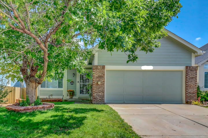 Parker Mainstreet Retreat - Parker, CO