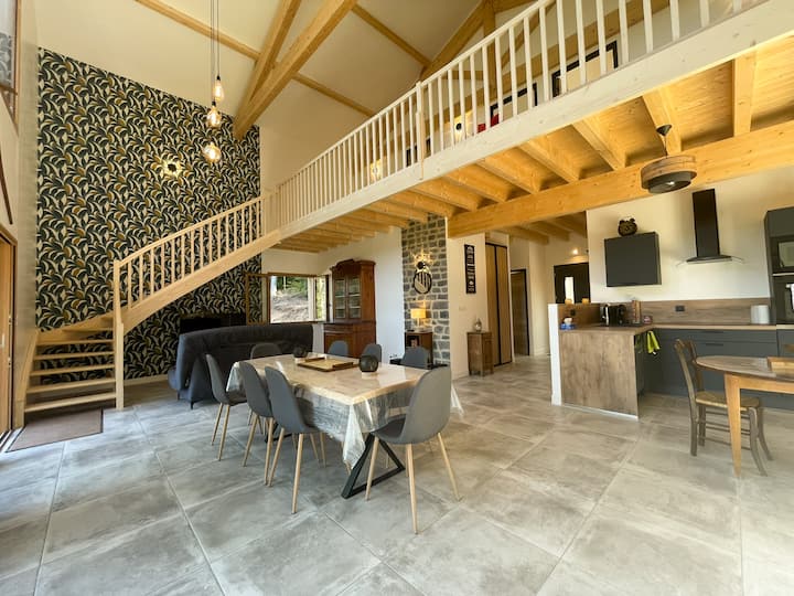 Au Chalet Du Lignon - Wifi*vue*familial - Le Chambon-sur-Lignon