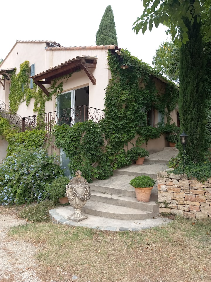 Appartement / Maison De Campagne - Aubagne