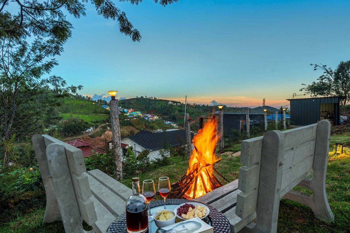 2BHK Rustling Pine – Hoguera, barbacoa y césped - Airbnb