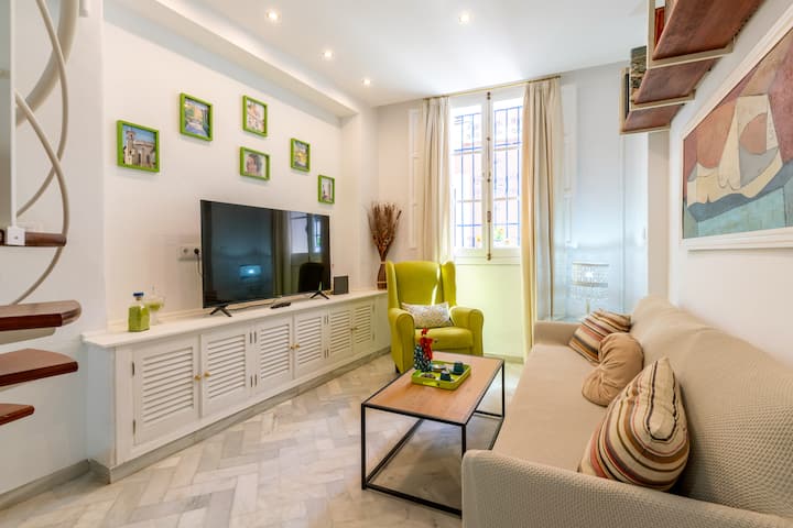 Virgen De La Luz. 2-bedrooms, 2-bathrooms - Sevilla, España