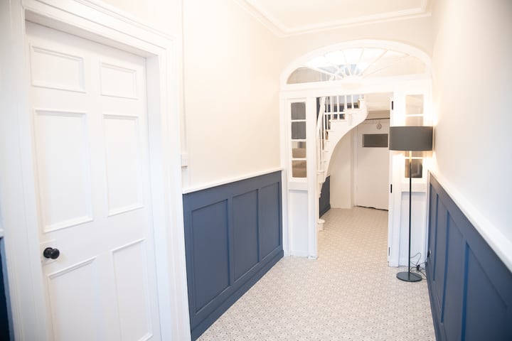 Carrick Central Accommodation 2 - Leitrim Village