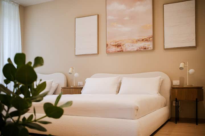 Balcony Studio Triple Suite_bernina Experience - Tirano