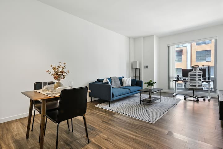 Mission Bay 1 Br W/ Work Setup - 11722 - San Francisco, CA