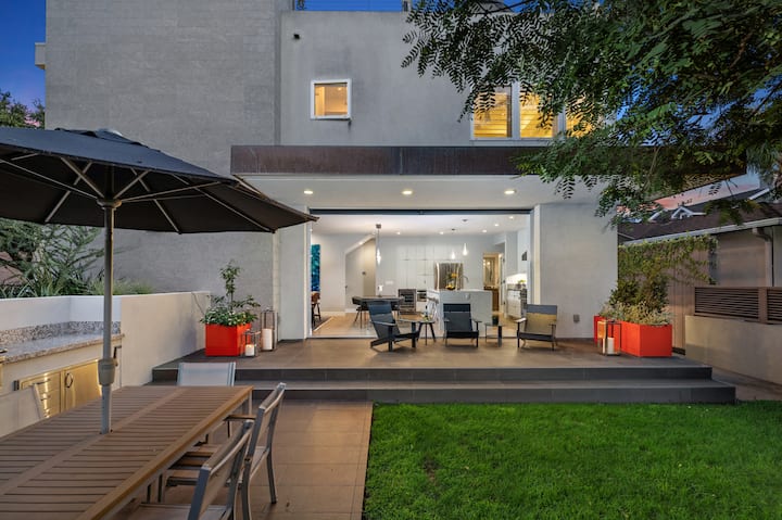 Modern Village Retreat - Coronado, CA