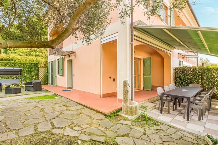Villa • 5 Min To Station, Garden & Private Parking - La Spezia