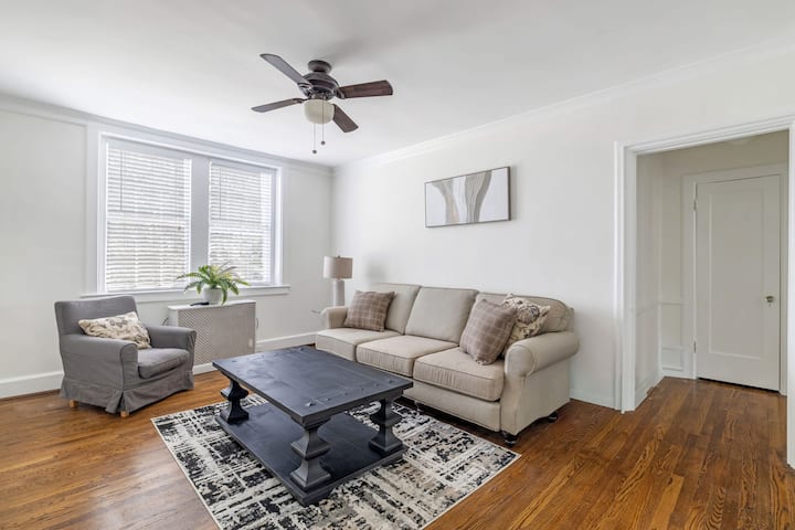 Fisher Park Condo. 2nd Floor - Greensboro, NC