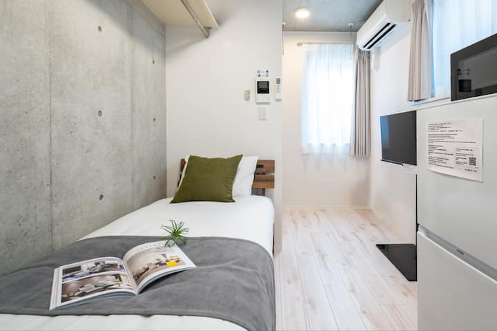 京急蒲田駅から徒歩5分！ターミナル駅へのアクセス抜群/お洒落なデザイナーズ物件/ferio南 D03 - Yokohama