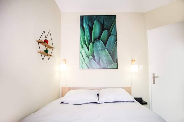 M81*marquer*petit Bijou Au Coeur De La Ville - Annemasse