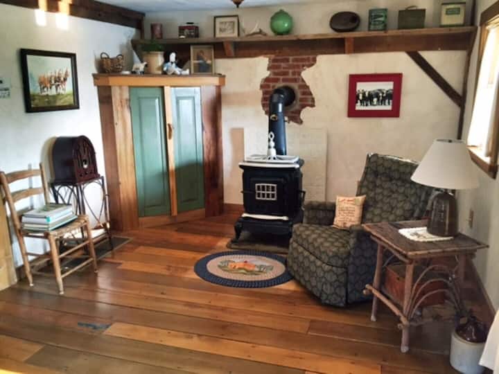 Francine's Log Cabin - Carrollton, KY