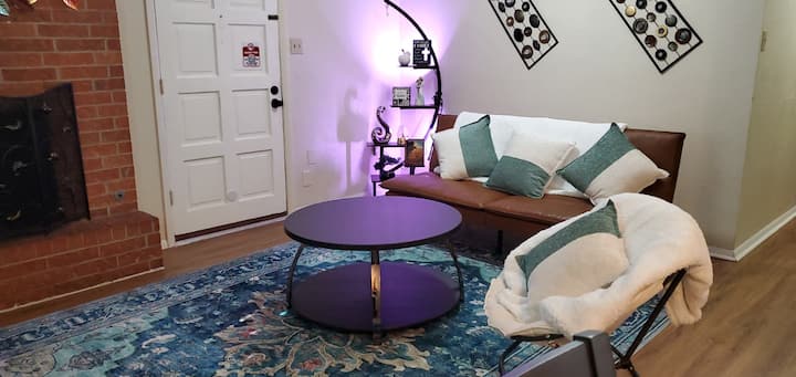 Lawton Motif Near Fort Sill-tdy & Travel Nurses - Lawton, OK