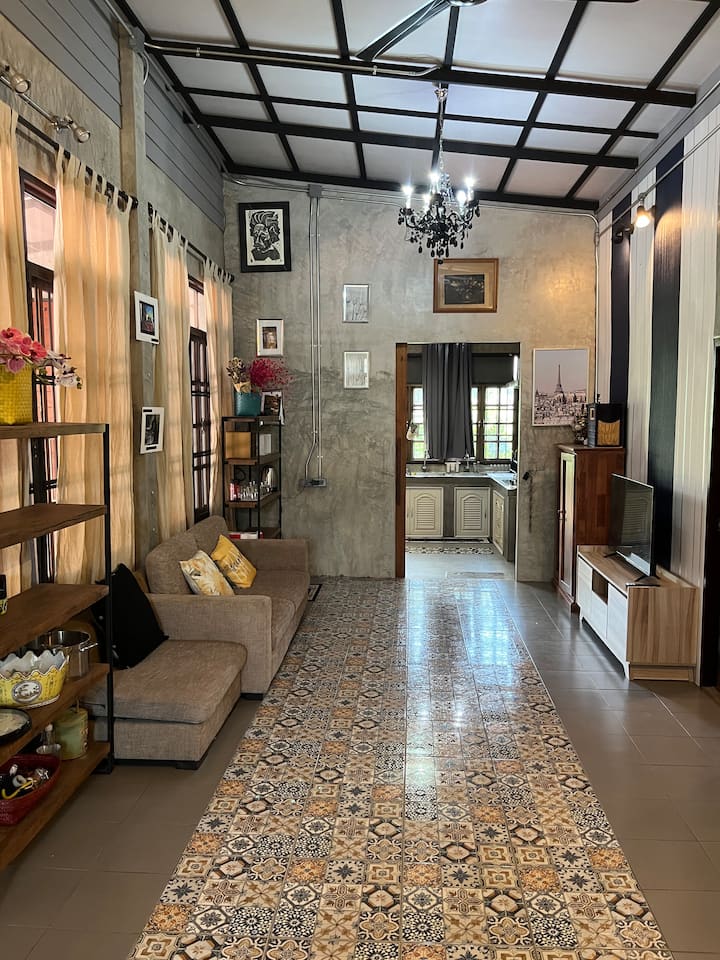 Wongtawan House - Saraphi