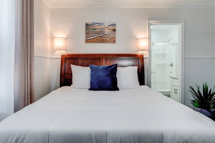 Upscale 1br W/ Private Bath | 6 Min Odu - Norfolk, VA