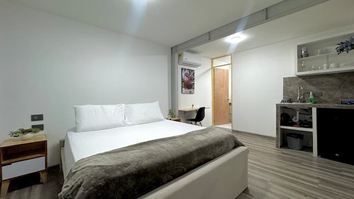 River-203 Estudio Interno Amplio Y Silencioso - Cali