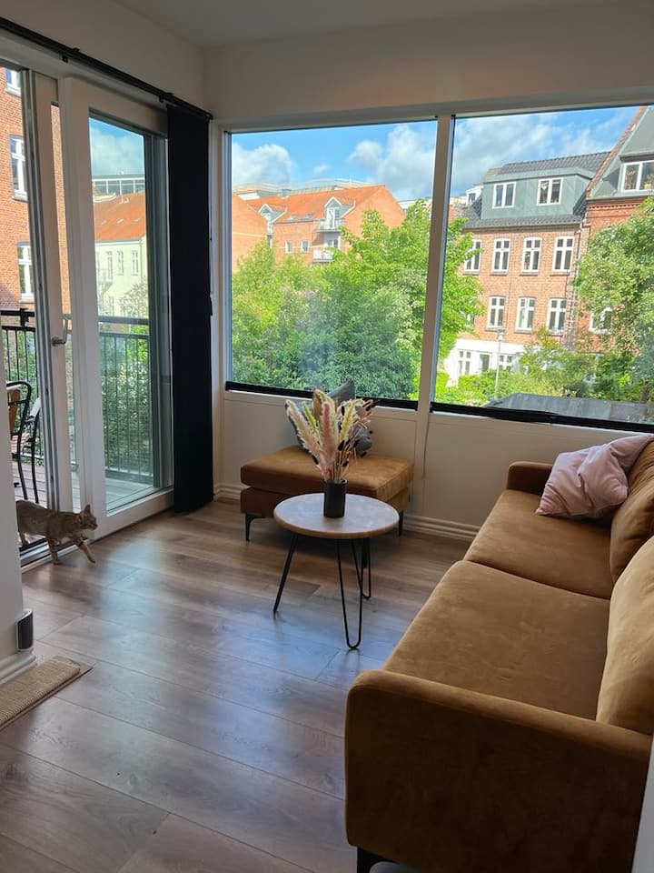 Cosy Apartment With Balcony Facing The Evening Sun - Aarhus