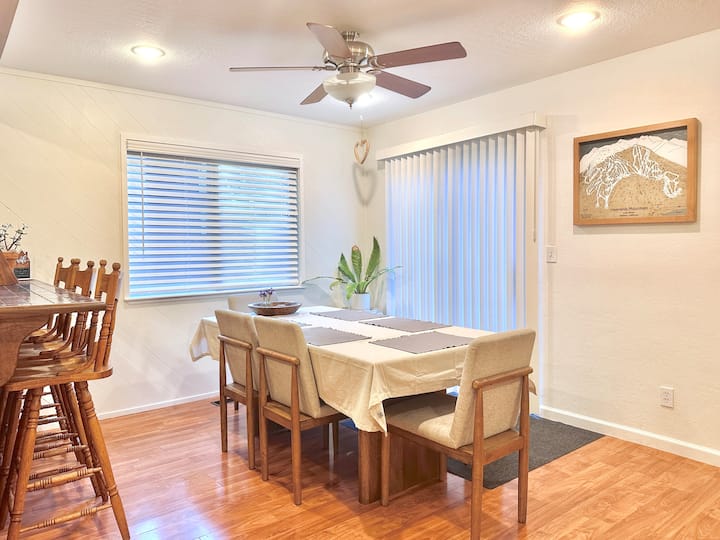 Rooms In Shared Cabin W/ Hot Tub & Sauna - South Lake Tahoe, CA