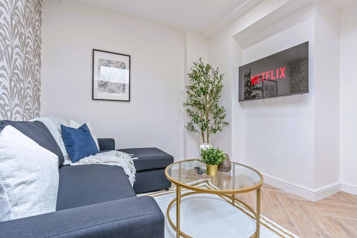 #58 Stylish And Central Sutton 2br 2bath - Birmingham