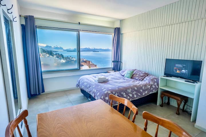 Departamento Centrico Con Vista Panorámica Al Lago - San Carlos de Bariloche