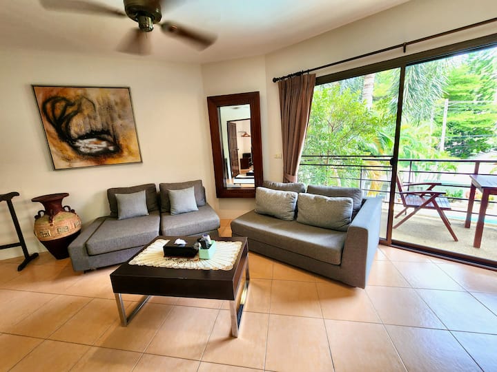 Large 1-bedroom King Apt W/big Balcony Near Beach - Koh Samui