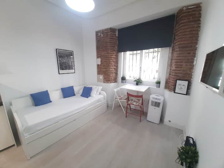 Pizzaro Calle, Gran Via Malasaña - Madrid