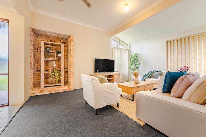 Stayau 4br Family Retreat W/garden – Near Perth - Perth