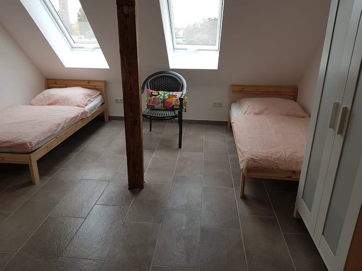 App. 6 Zentral Für Gruppen Auch Langzeit - Augsbourg