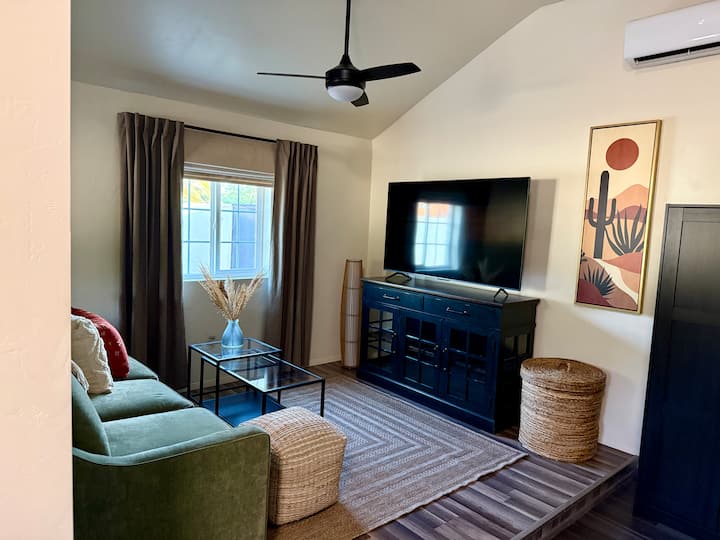 Al Fresco Dining Poolside In Central Walkable Area - Sonora