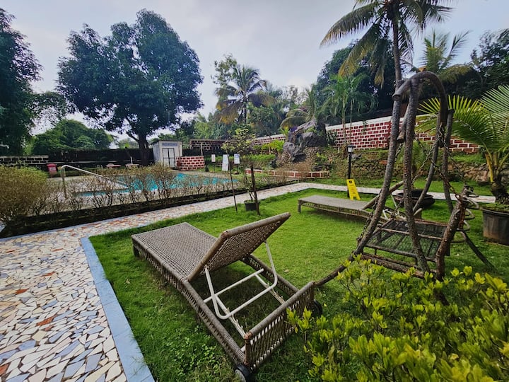 Rosewood Cottage - Poolside Escape @Colva - Goa