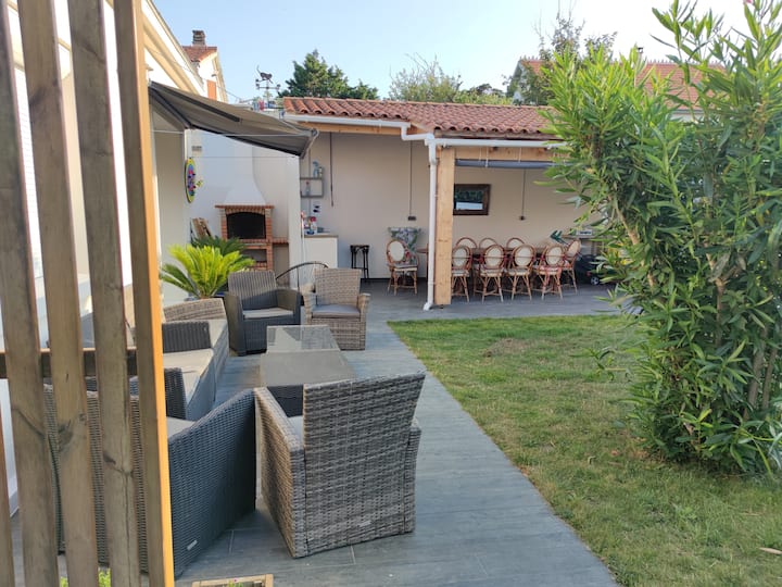 Villa Océane (2-7 Personnes) à 100 M De La Plage. - Châtelaillon-Plage