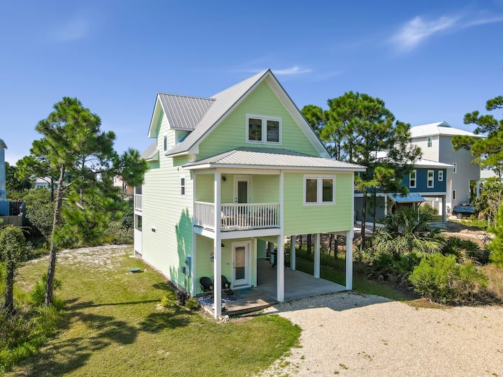 Cape San Blas Bungalow With Community Pool Access - Cape San Blas, FL