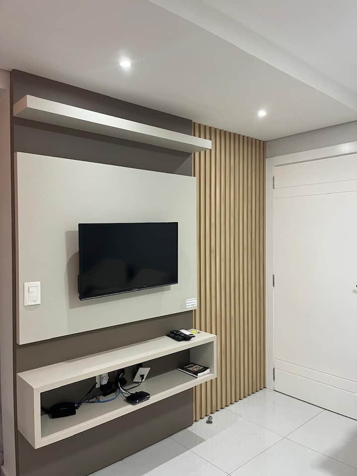 Apto, 2 Suítes + 1 Dormitório - Marcelino Ramos