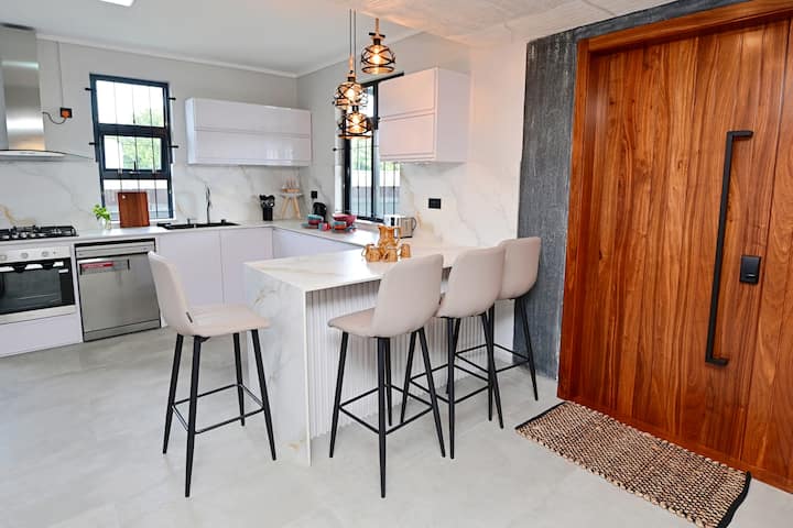 Smart & Modern 2br Home In Secure Gated Area - 모리셔스