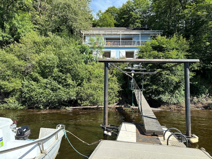 La Terrasse  Du Lac D’eguzon   Vallée De La Creuse - Arboretum de la Sédelle