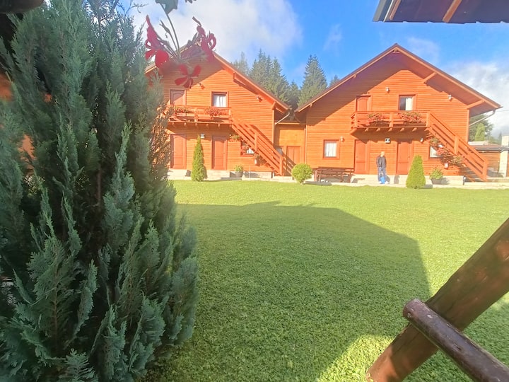 2 Double Rooms Mountains Views - Bicaz-Chei