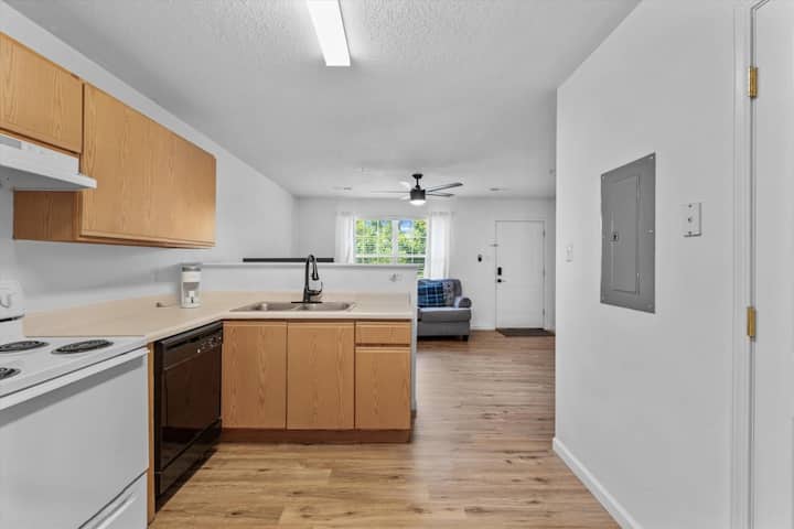 Modern Maryville Charmer - Maryville, TN