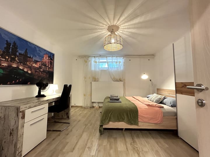 Peaceful & Central Ljubljana Base |3 Bedrooms - Ljubljana