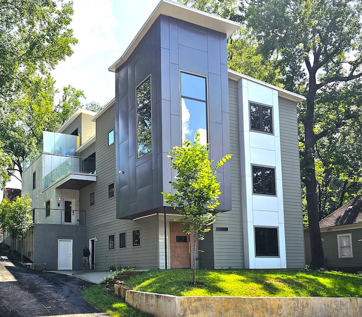 Cruisehaus Atl | Game-ready Retreat Near Ga Tech - Atlanta