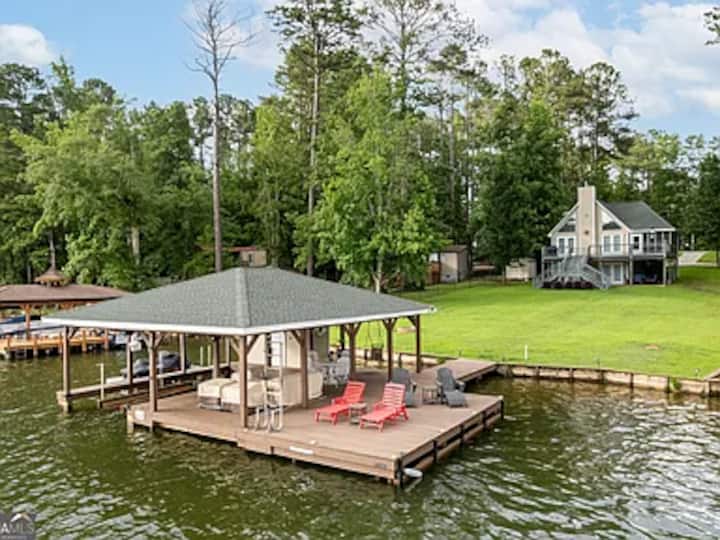 Lake Sinclair Escape - Boathouse, 4 Bedroom - Milledgeville, GA
