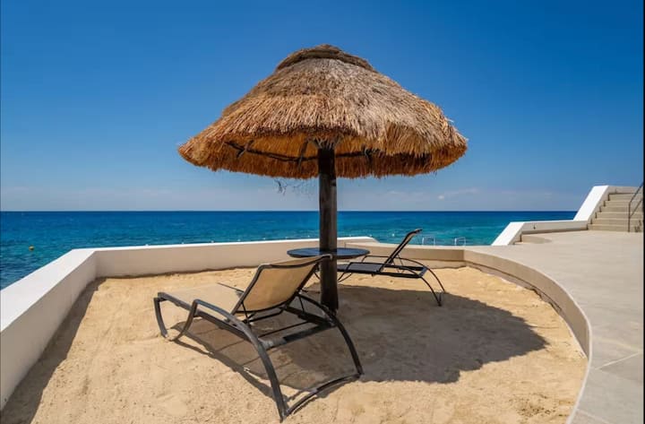Cozy 2br Apartment W/ocean Access & Snorkel Spot - Cozumel