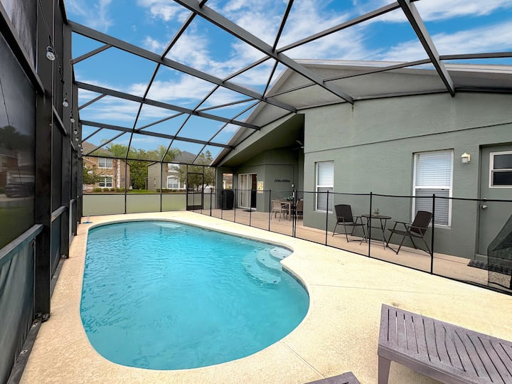 Family Villa W/ Pool, Game Room & Close To Disney! - Kissimmee