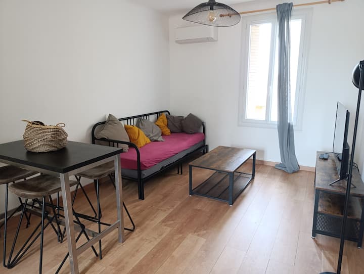 T2 Clim Wi-fi à 9 Minutes Des Remparts - Avignon